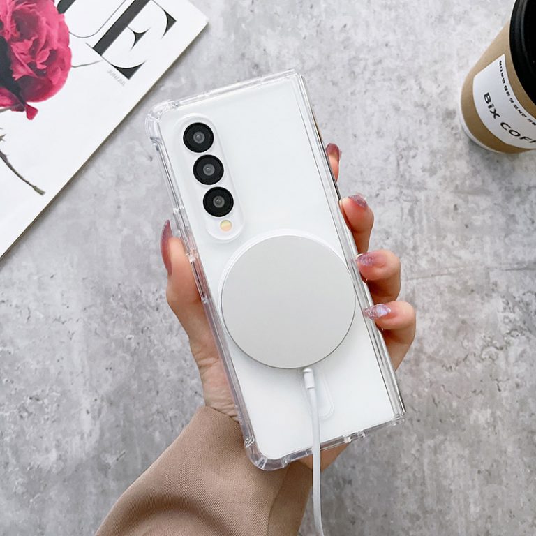 Clear Fold 4 Magnetic Case Wowacase